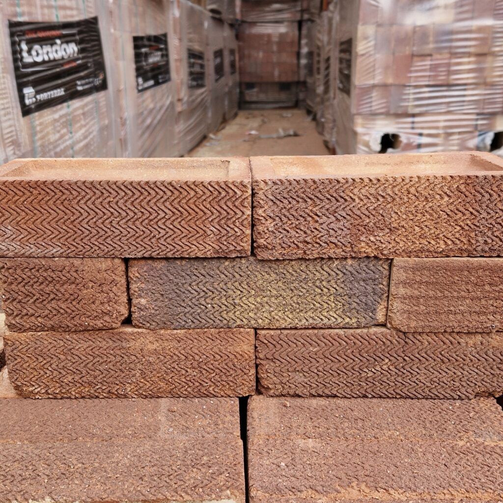 Forterra LBC Rustic Antique 65mm Pressed Facing Brick Pack of 390 ...