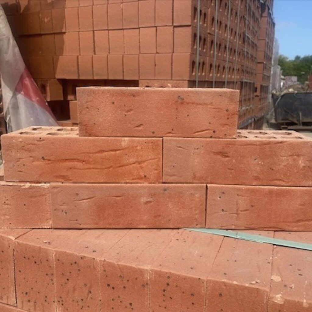 Wienerberger Tabasco Red Multi Wirecut Facing Brick Pack of 430 - Brick ...