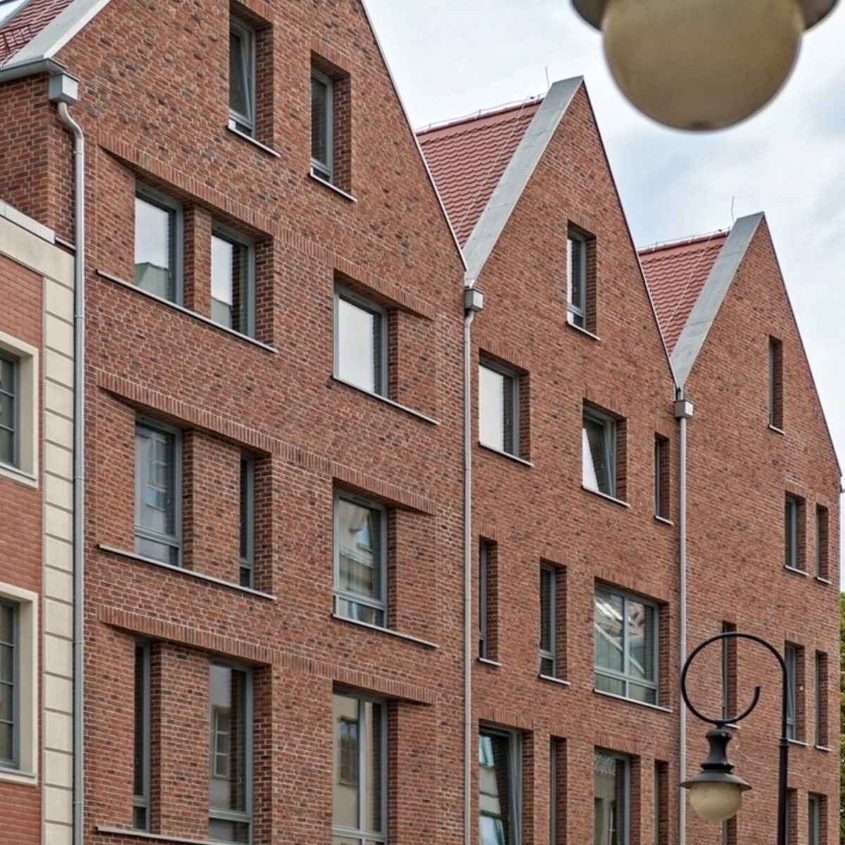 Vandersanden Autumn Red Facing Brick Pack of 620 - Brick Wholesale