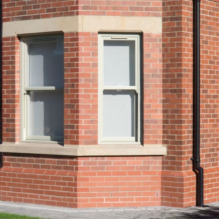 MBH PLC Carlton Clayburn Civic 65mm Wirecut Facing Brick Pack of 504 ...