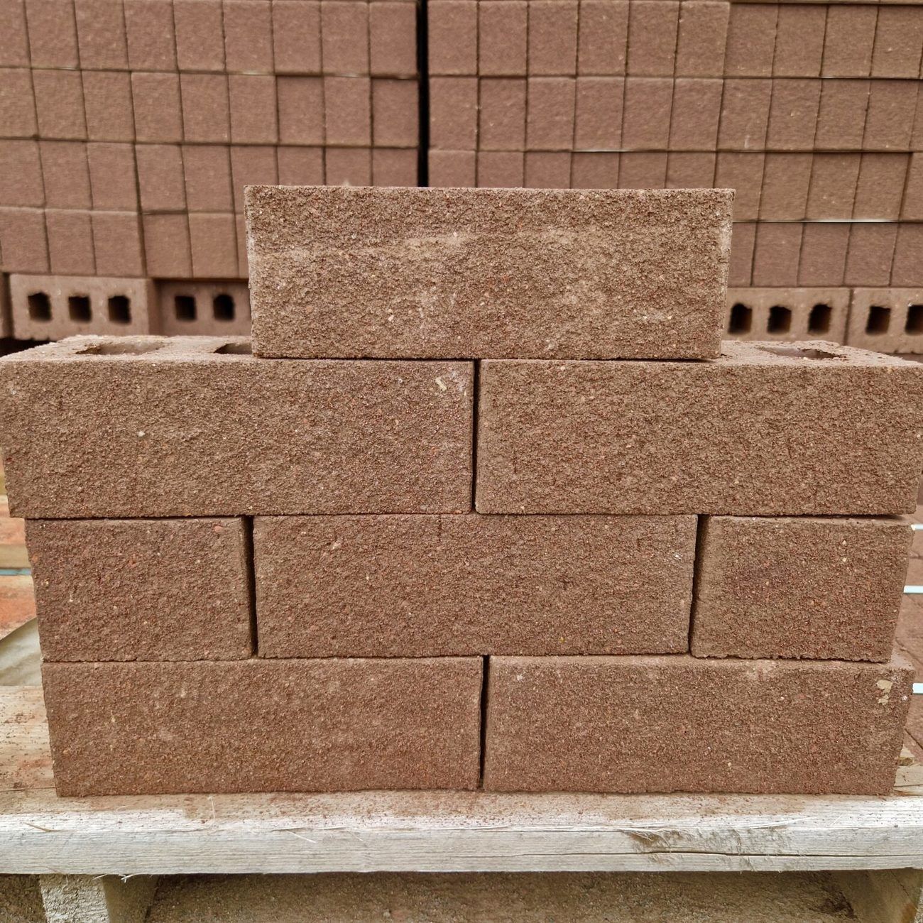 Ibstock Birtley Brown Waterstruck Solid Facing Brick Pack of 392 ...