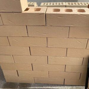 ET Clay Helmsdale Buff Wirecut Facing Brick Pack of 460 - Brick Wholesale