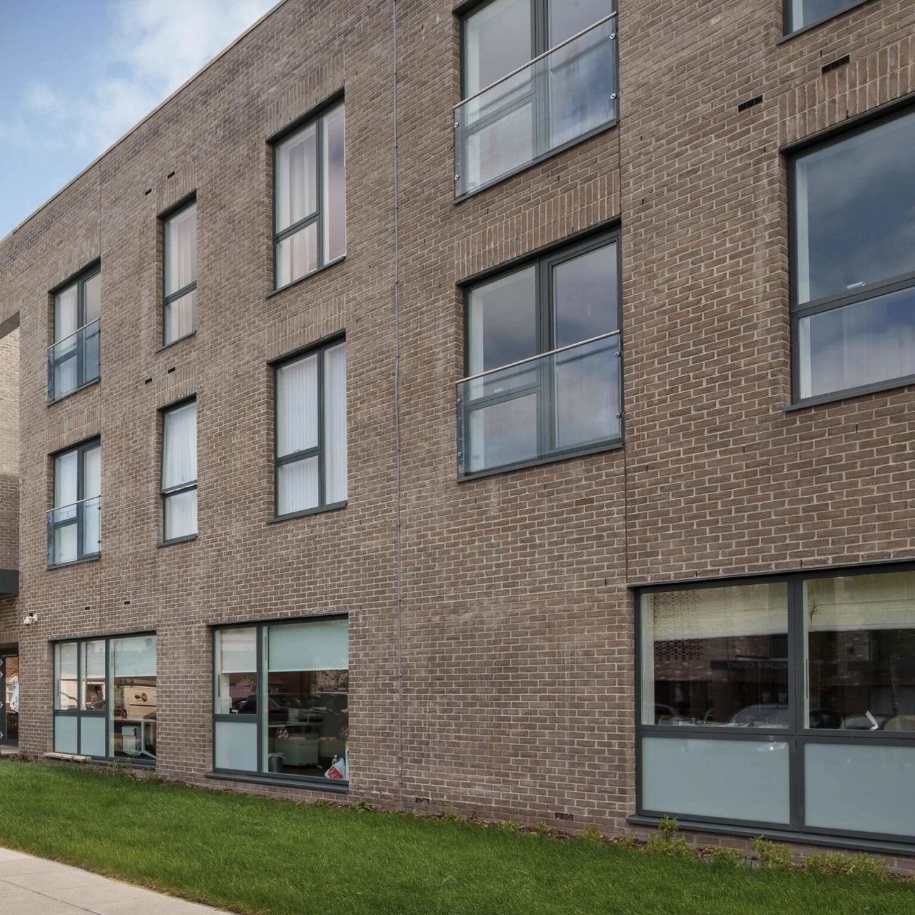 Ibstock Bradgate Medium Grey Stock Facing Brick Pack of 430 - Brick ...